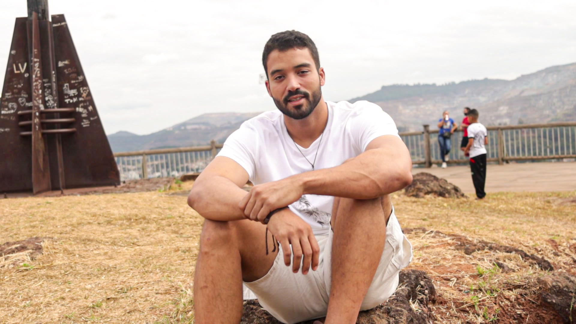 Tizé lança novo clipe de A Cor da Manhã - Diário Popular MG